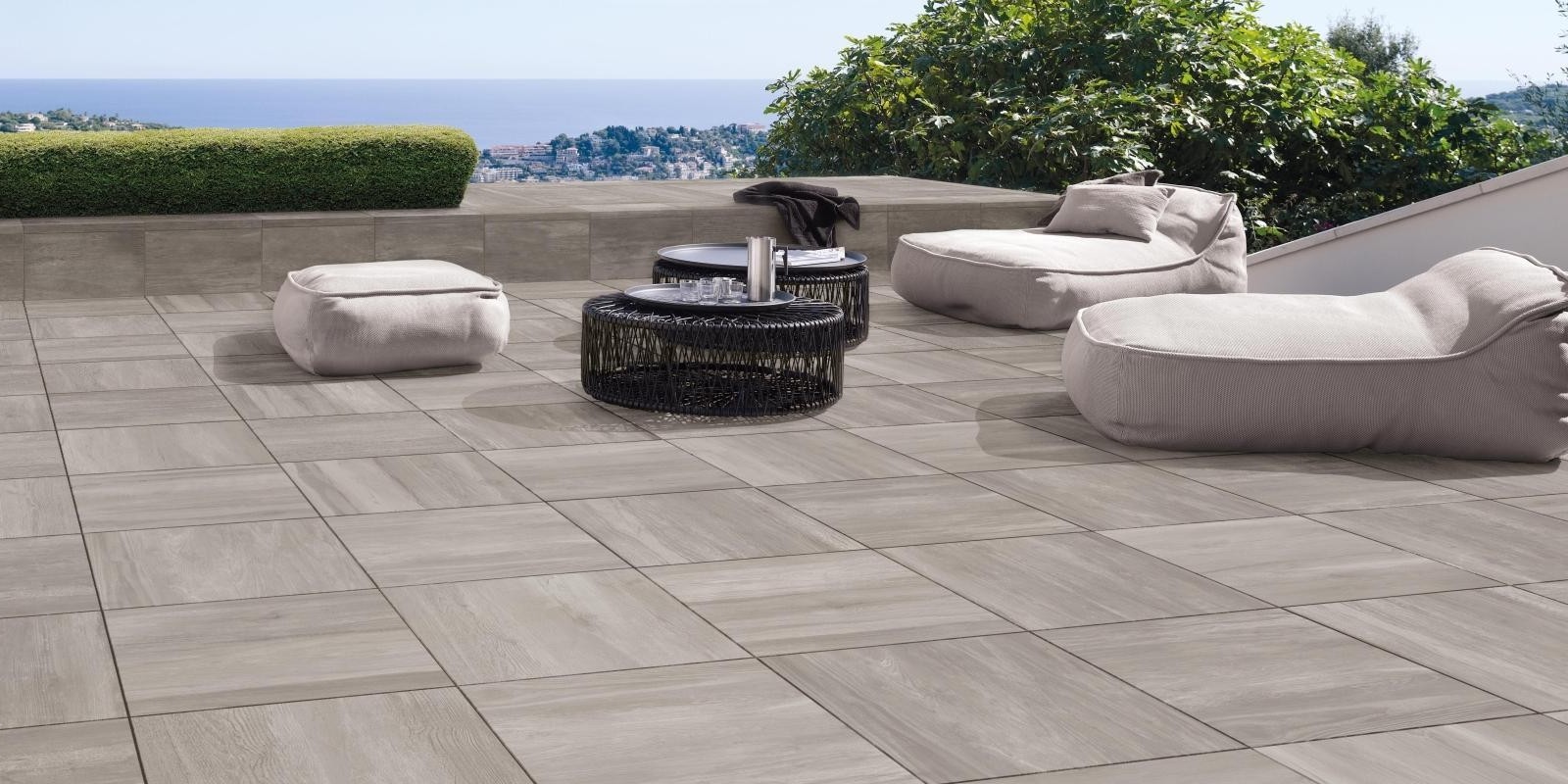 A Complete Guide on Outdoor Tiles in 2022 - Renovating Homes